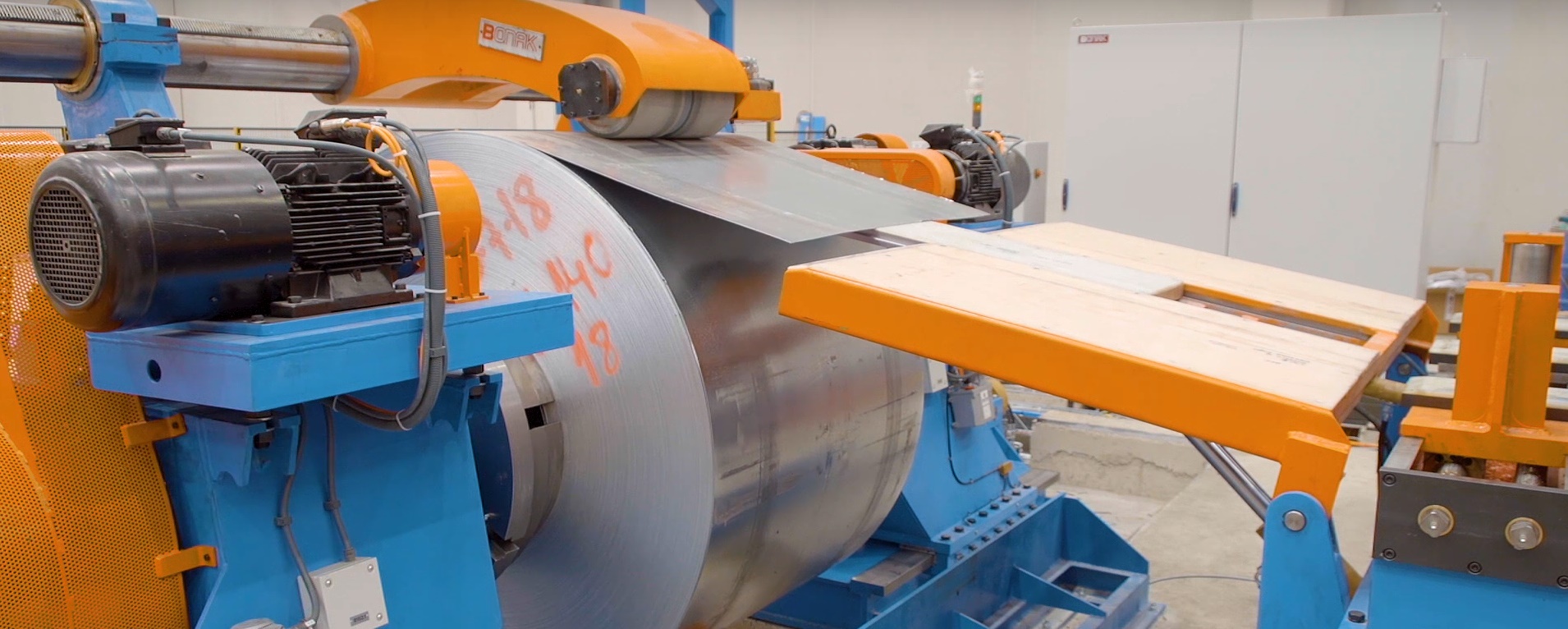 What is vector control (with vfd)